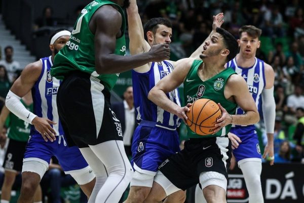 Polanco 23 puntos, +25 valoración en revés de Sporting – Dominicanos en ...