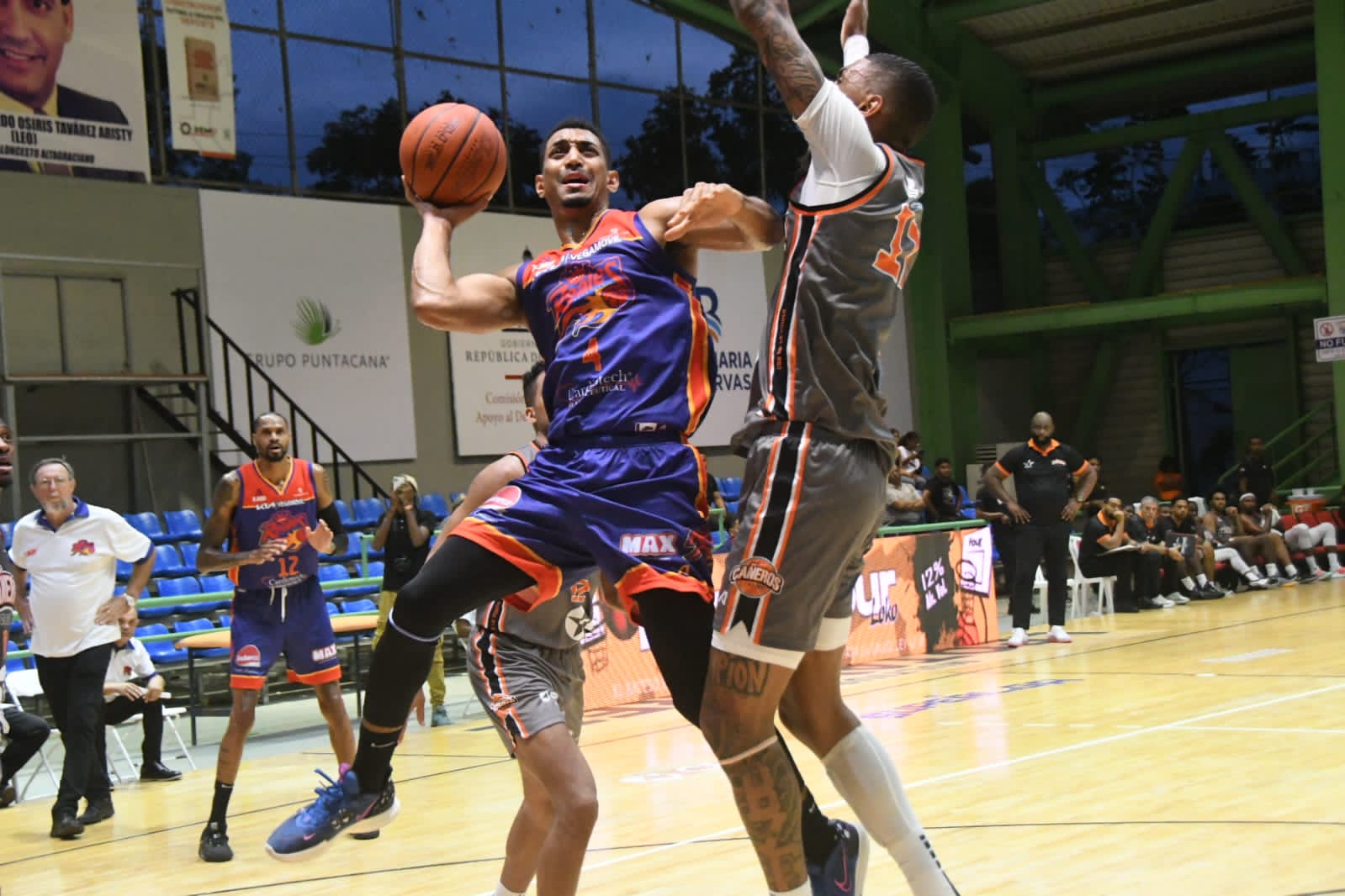 Solano lideró triunfo de Reales sobre Cañeros – Dominicanos en Basket